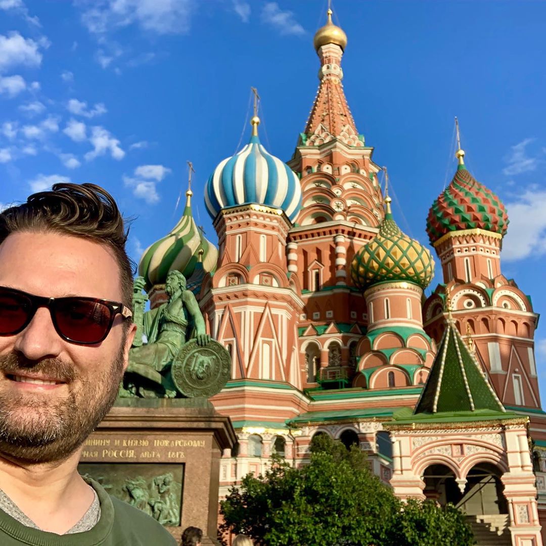 Top 10 Russian Bloggers & How the Bloggers make money | SeekaHost™